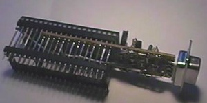 WLoader - a 16f877 application loader using pic microcontroller