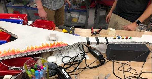 Arduino: Guitar Hero MMMMDCCLX - Musical Gaming Innovation