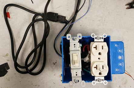 Arduino Project: The Outlet Nanny - Smart Power Management