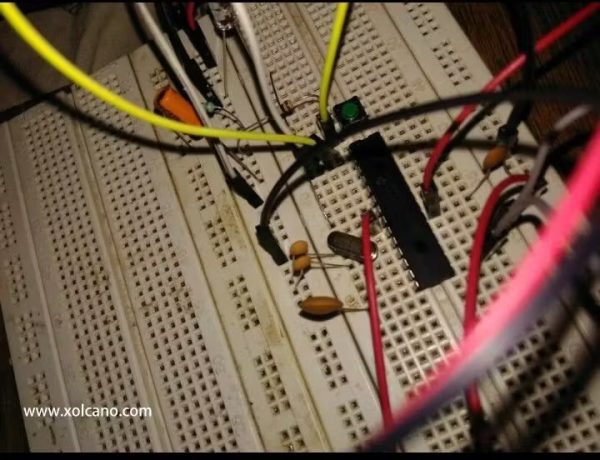 Pinguino Project: A PIC Microcontroller Based Arduino